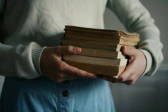 Olympia Publishers | Matching Books With Outfits
